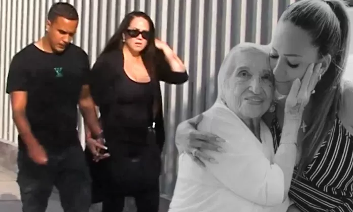 Melissa Klug y Jesús Barco llegaron de la mano al velorio de su abuelita