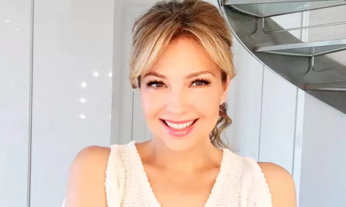 Instagram: Thalía sorprende a fans con foto de su niñez