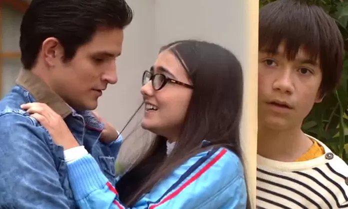 DVAB: Simón y Lily son enamorados y así reaccionó Pedrito