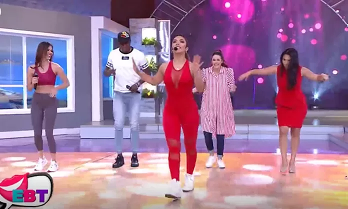 Isabel Acevedo enseñó a bailar salsa con la canción "Me liberé"