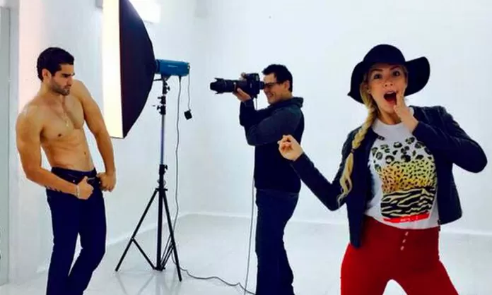 Guty Carrera sorprende con infartante sesión de fotos