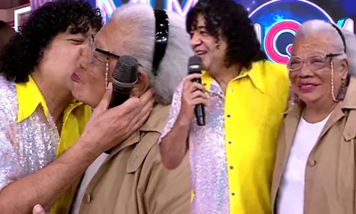 Carlos Vílchez se emocionó con sorpresa de su madre en vivo