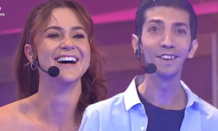 Giancarlo Granda y como presentaría a Ducelia Echevarría en su podcast: "Hermosa dama"