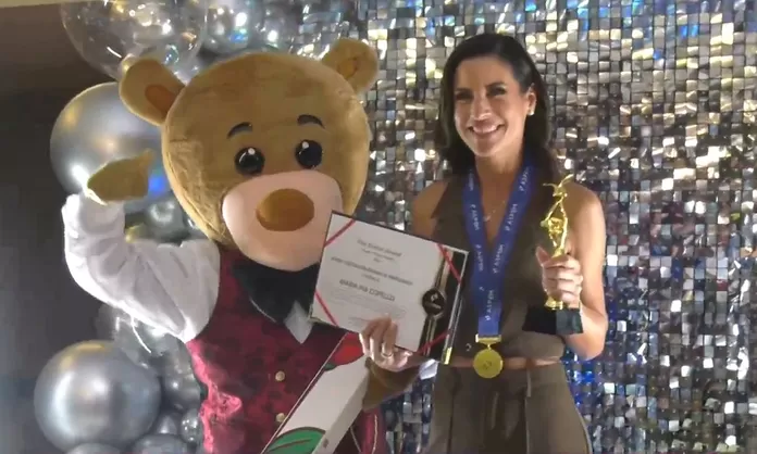 María Pía Copello recibió premio “Mujer Peruana Exitosa"