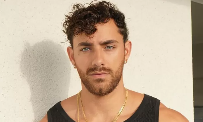 Austin Palao lució cambio de look en sus redes sociales