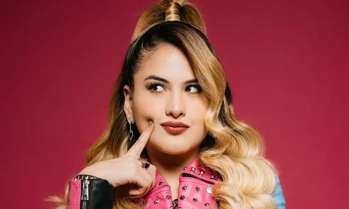 Mar Rendón se reinventa con su nuevo single “Pero No Tanto”