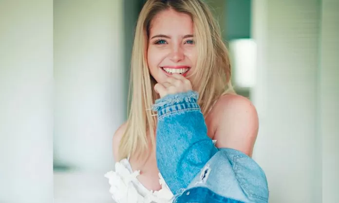 Instagram: Flavia Laos y cinco 'looks' que luce en el verano